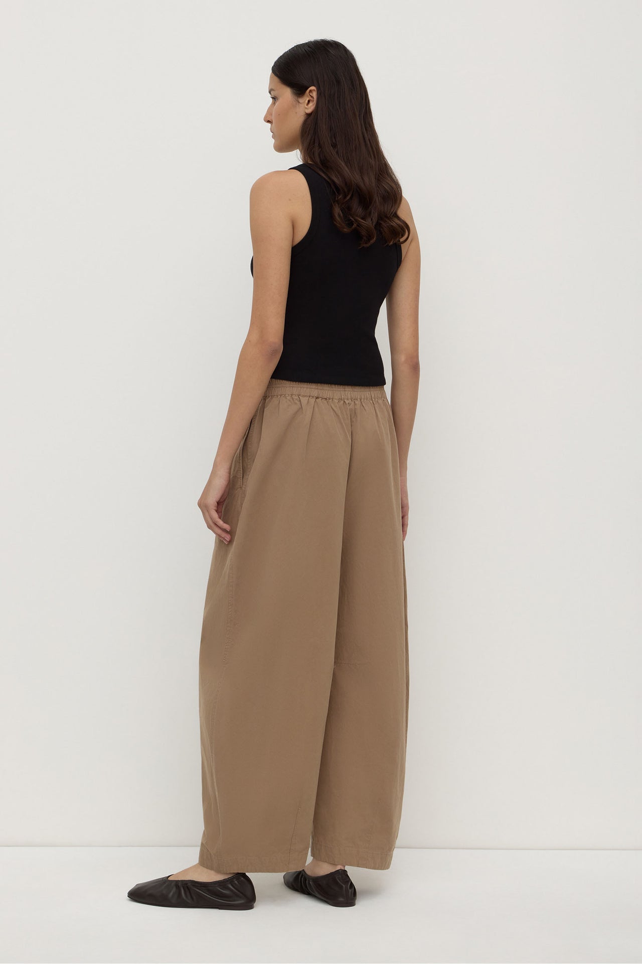 Womens Lola Barrel Pant Dark Tan | Assembly Label – Assembly Label | NZ