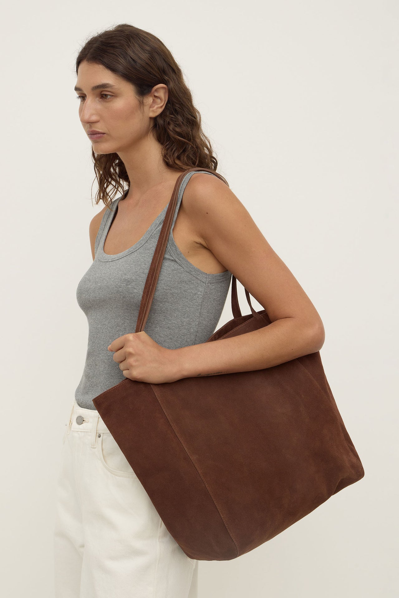 Paige Suede Tote Bag Amaro | Assembly Label – Assembly Label | NZ
